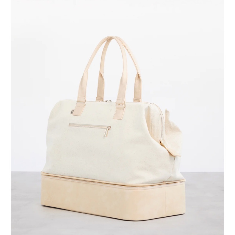 Beis- The Convertible Weekender- In Beige - Gem
